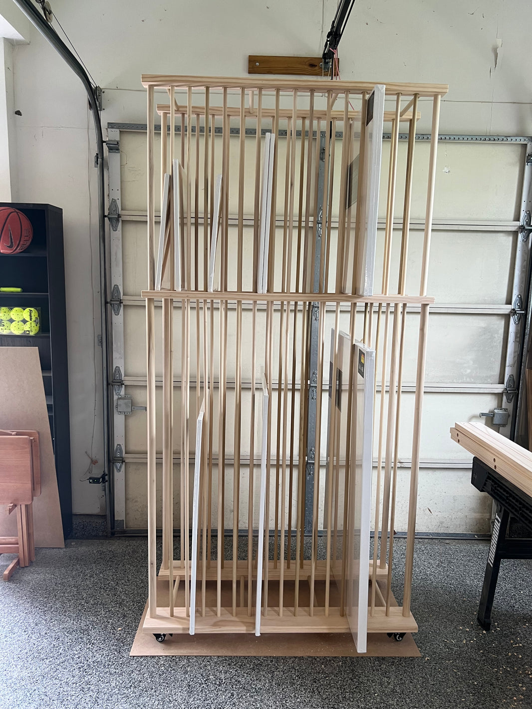 Enclosed/Freestanding Racks – Dowel Storage Racks
